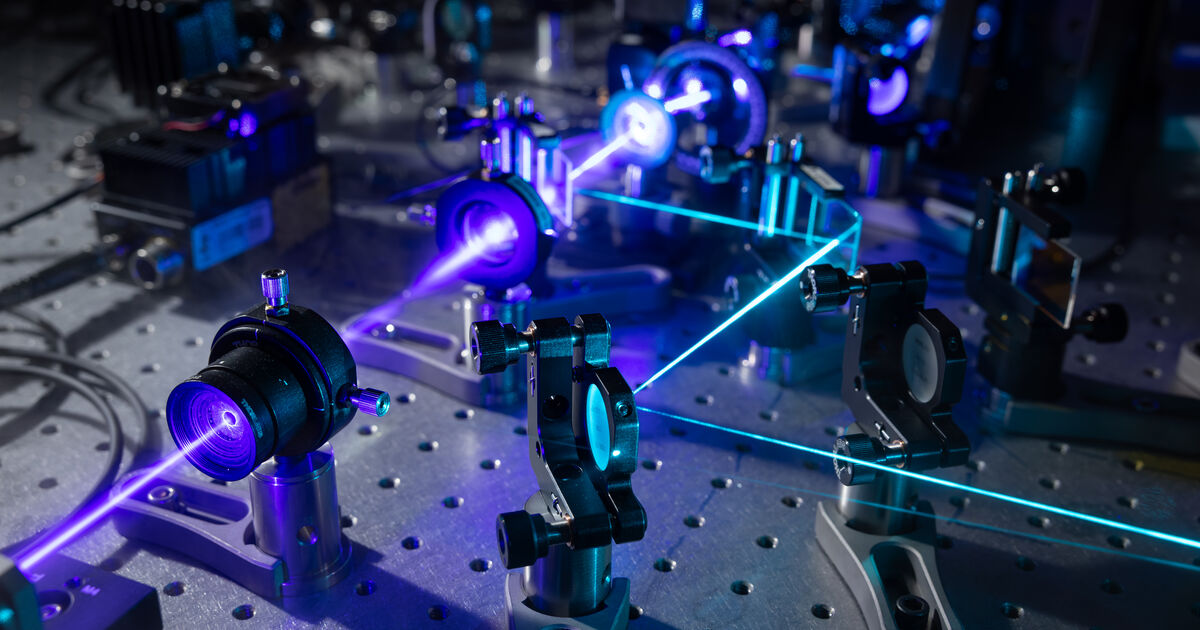 High-resolution look inside living cells now possible without ...